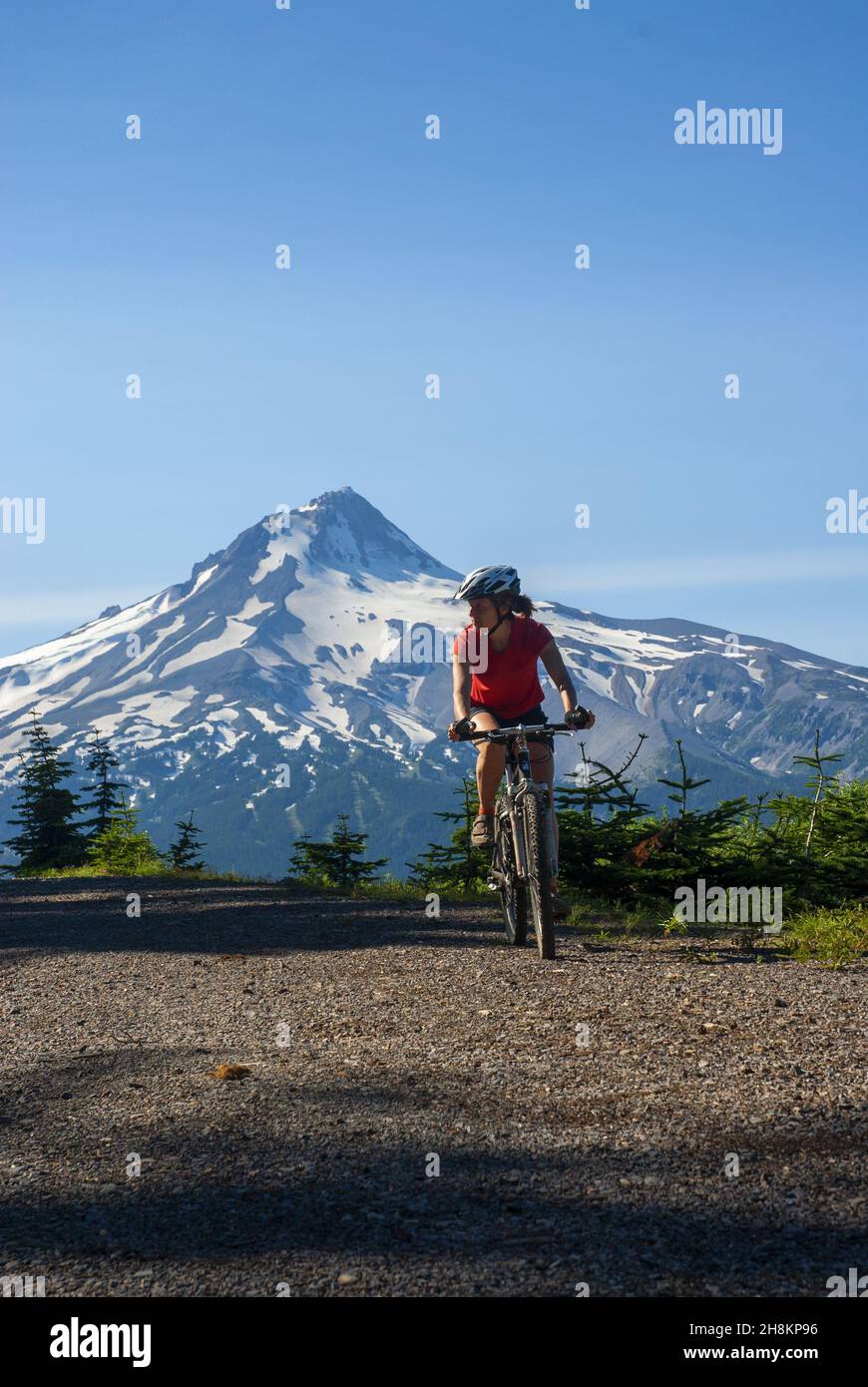 Mt hood mountain bike hi-res stock photography and images - Alamy