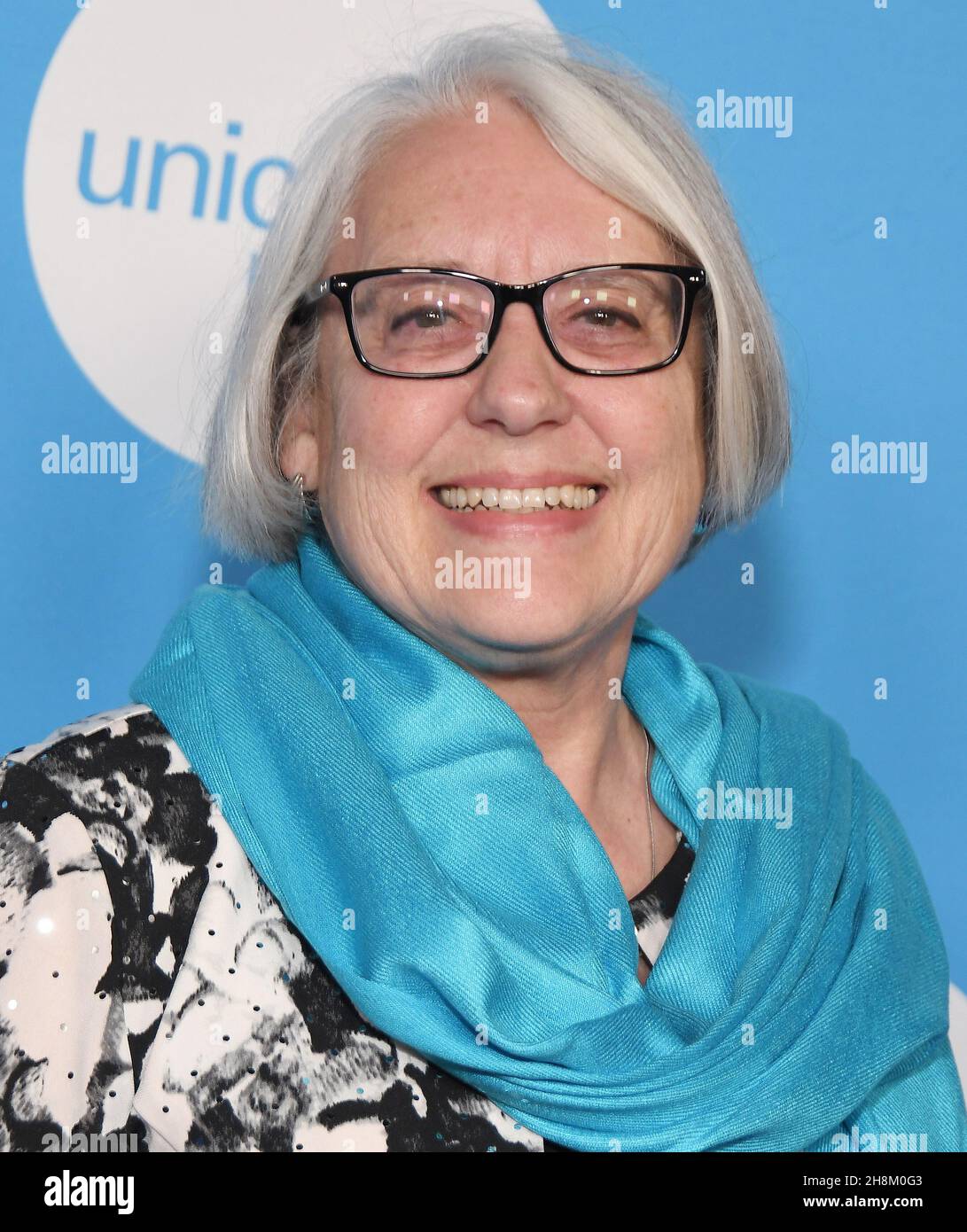 Los Angeles, CA November30, 2021, Sharon Langenbeck arrives at the ...
