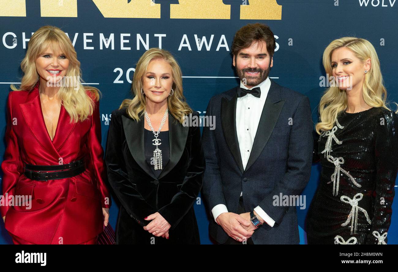 New York, US, November 30, 2021, Christie Brinkley, Kathy Hilton ...