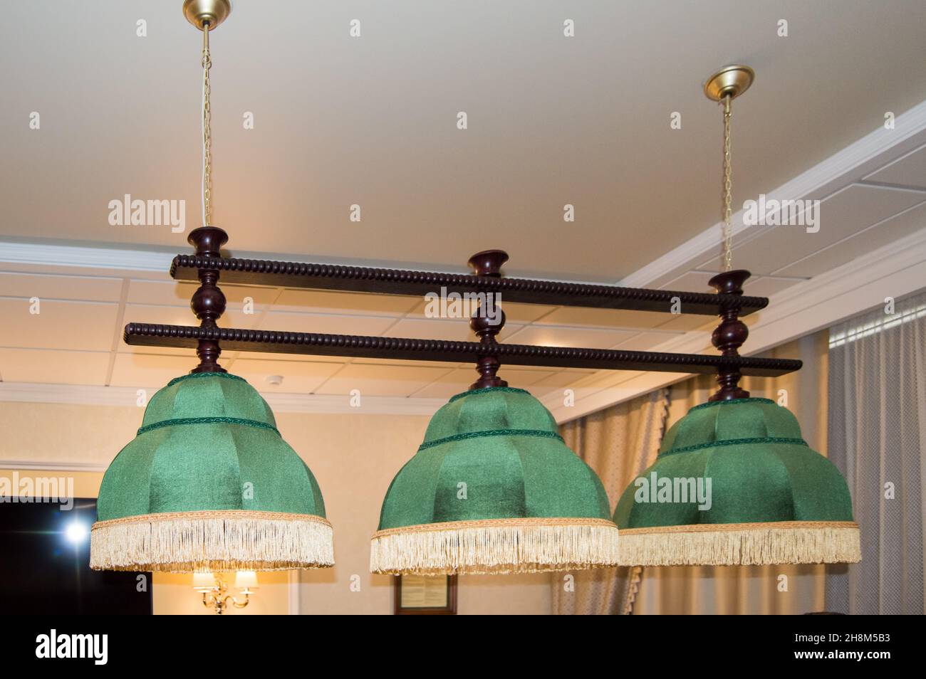 Vintage snooker table hi-res stock photography and images - Alamy