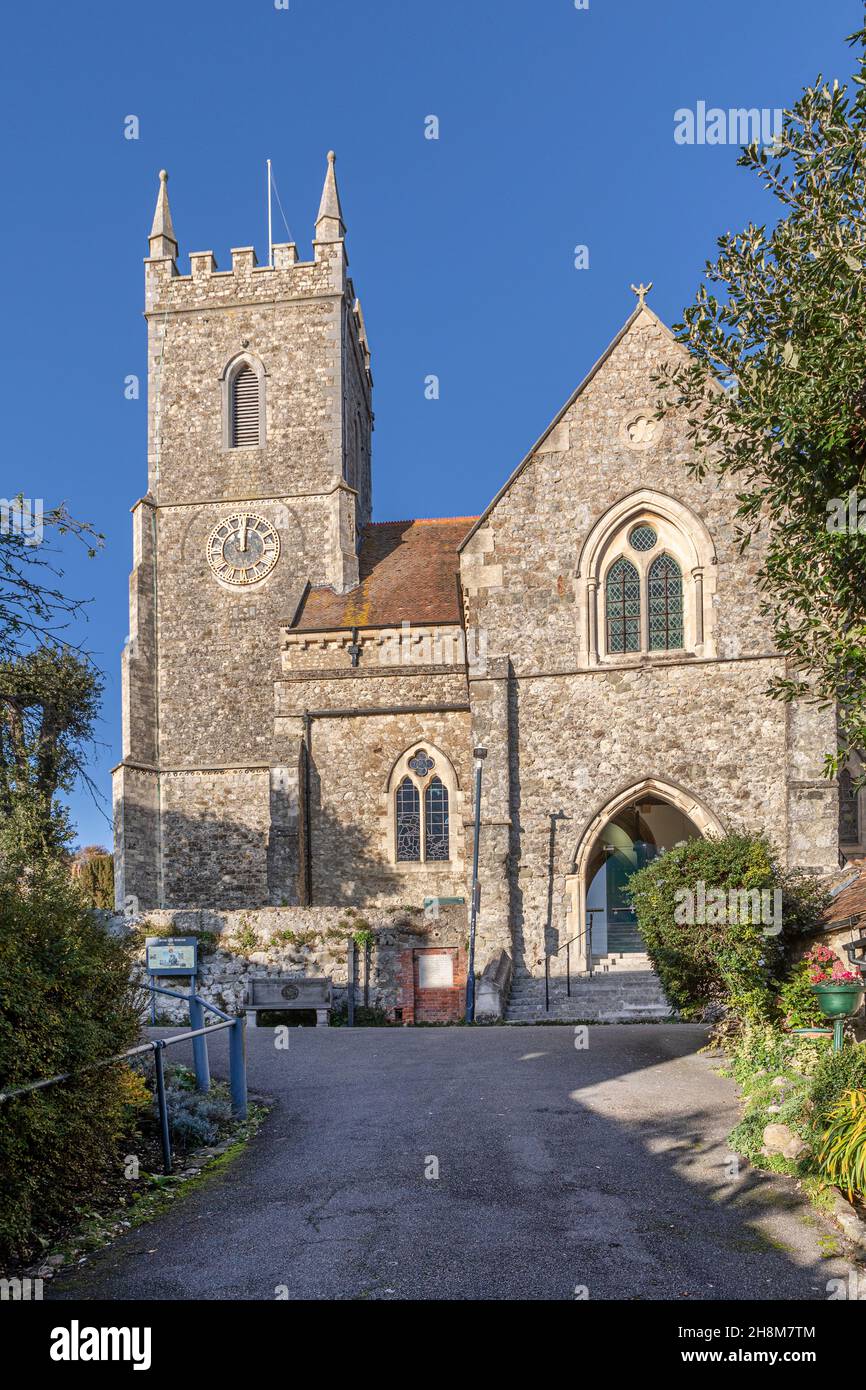 St leonards church hythe hi-res stock photography and images - Alamy