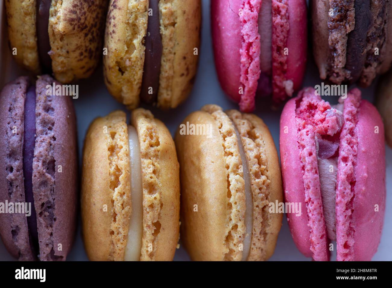 Traditional macaroons hi-res stock photography and images - Alamy