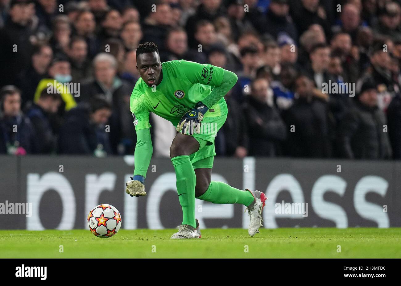 London, UK. 23rd Nov, 2021. Goalkeeper Edouard Mendy of Chelsea during ...