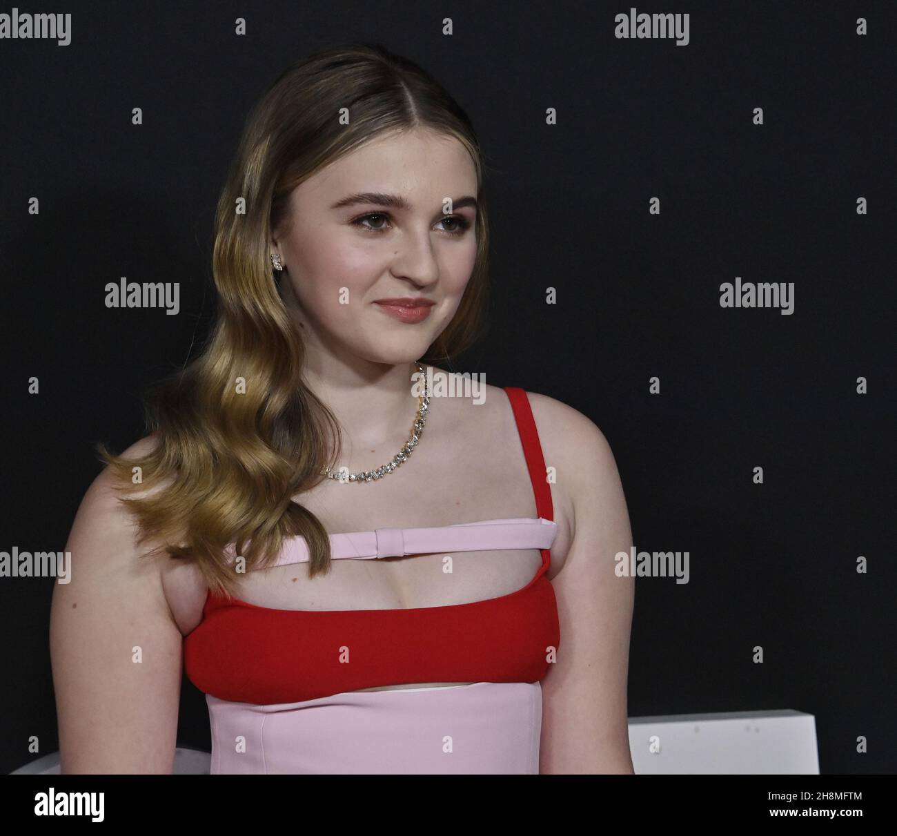 Los Angeles, United States. 01st Dec, 2021. Cast member Emma Nelson ...