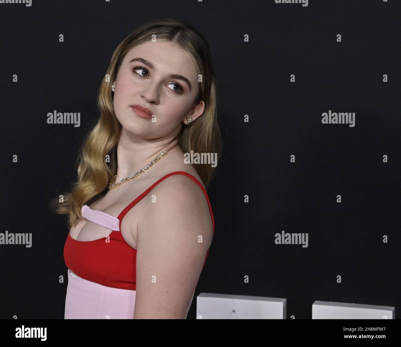 Los Angeles, United States. 01st Dec, 2021. Cast member Emma Nelson ...