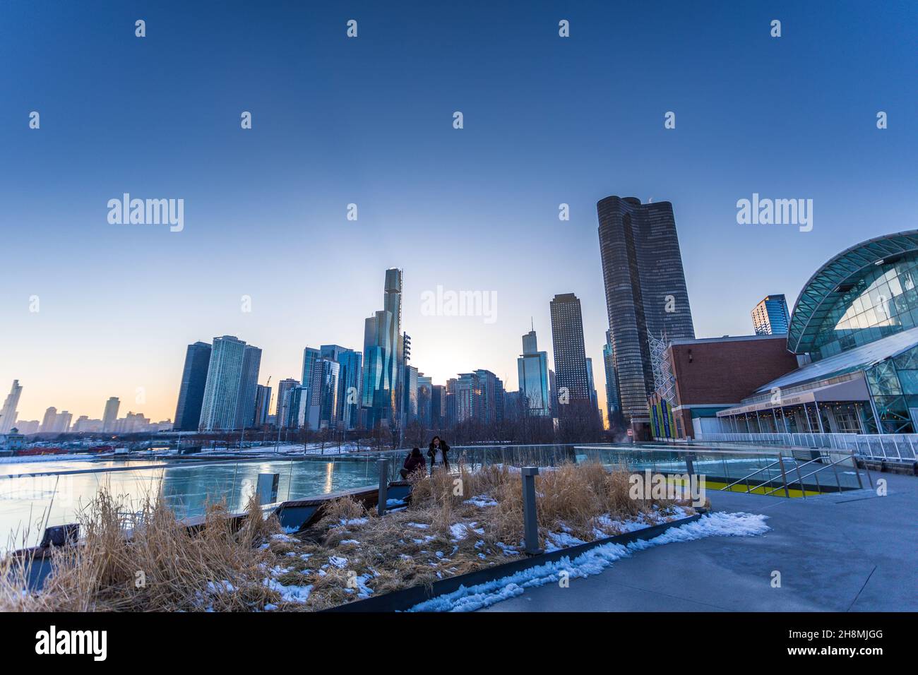 Chicago waterfront winter hi-res stock photography and images - Alamy