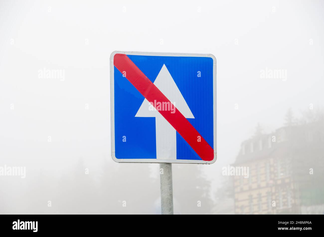 End of the road one-way Stock Photo - Alamy