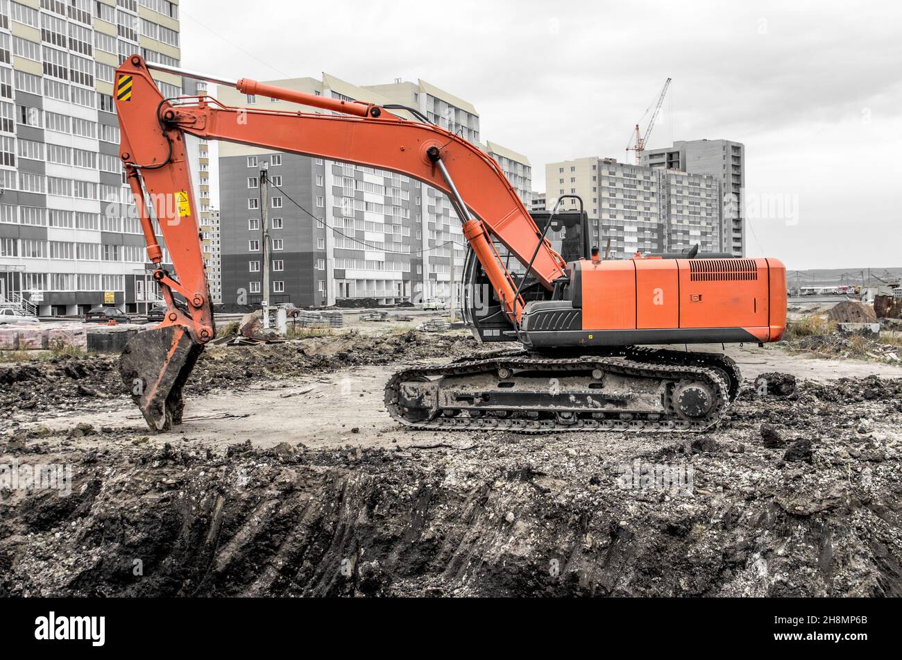 Jcb orange hi-res stock photography and images - Alamy