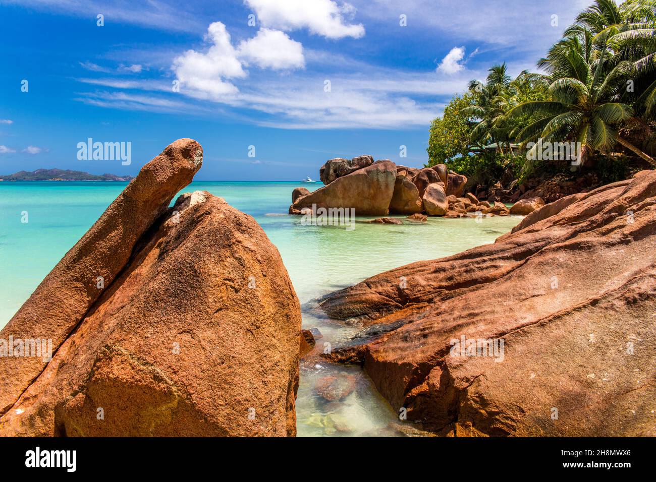Dream beach with granite rocks, Cote d'Or, Praslin, Seychelles, Praslin ...