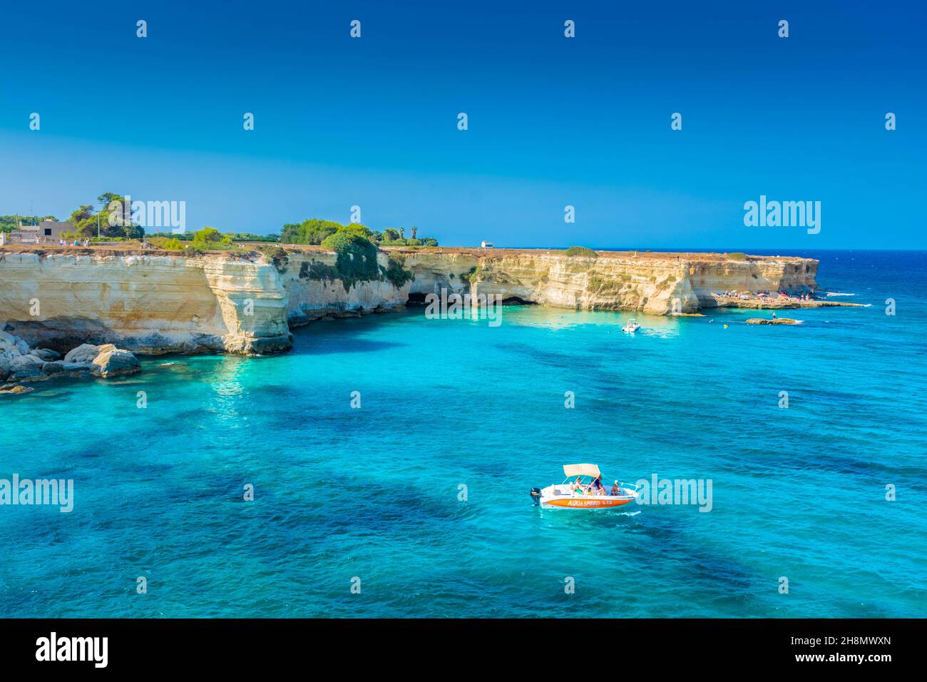 SALENTO, ITALY, 11 AUGUST 2021: The beautiful crystal clear Sea of ...