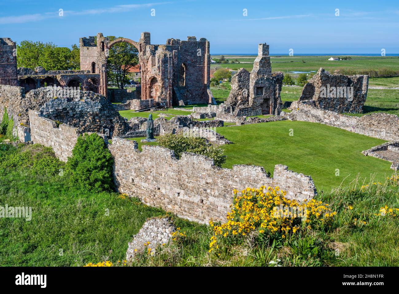 Monastery of lindisfarne hi-res stock photography and images - Alamy