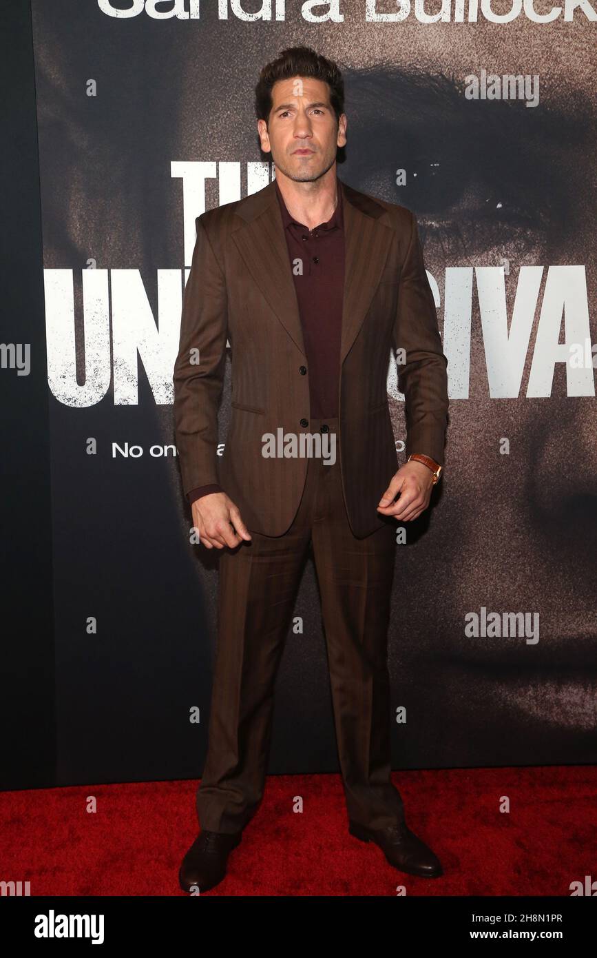 Los Angeles, Ca. 30th Nov, 2021. Jon Bernthal, at the Netflix Red ...