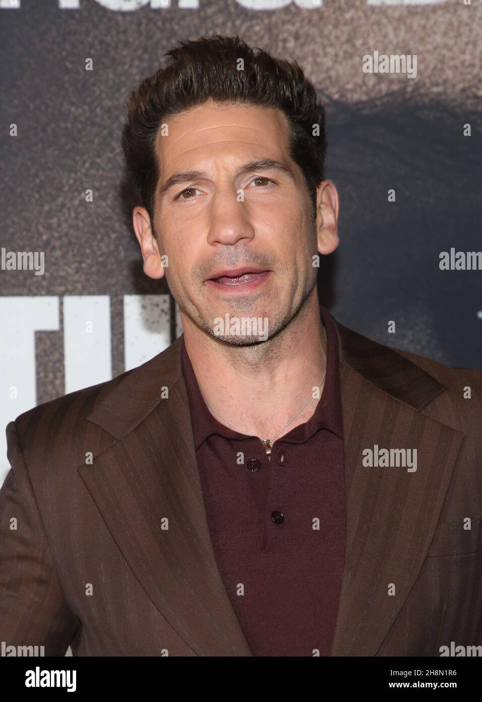 Los Angeles, Ca. 30th Nov, 2021. Jon Bernthal, at the Netflix Red ...