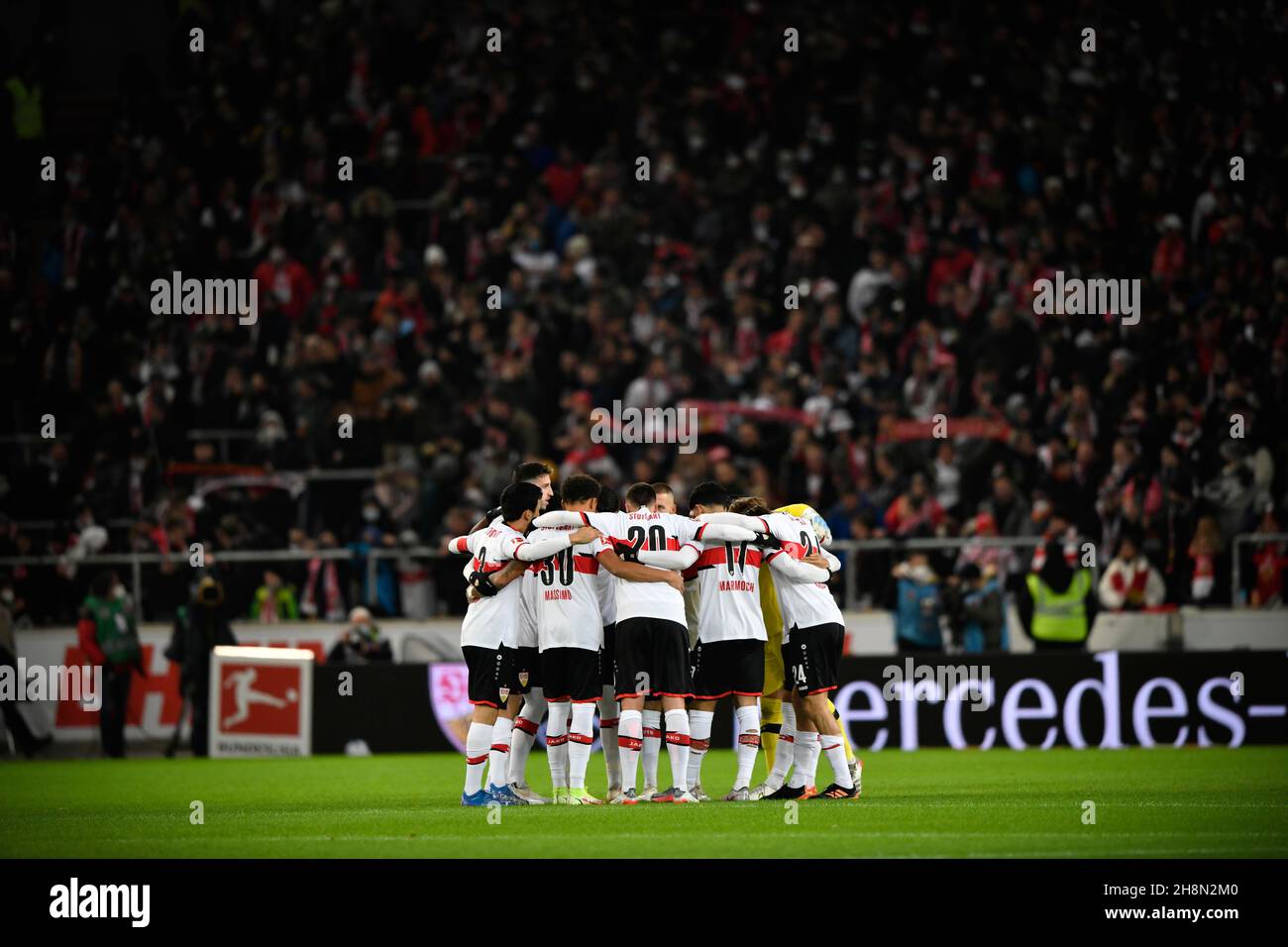 Team building, team circle, VfB Stuttgart, Mercedes-Benz Arena ...