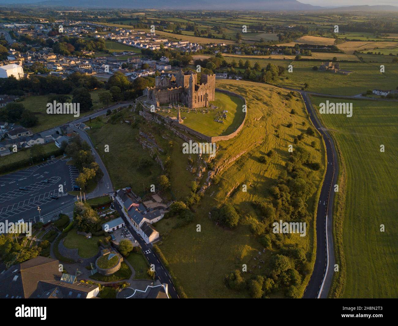 Rock of cashel aerial hi-res stock photography and images - Alamy