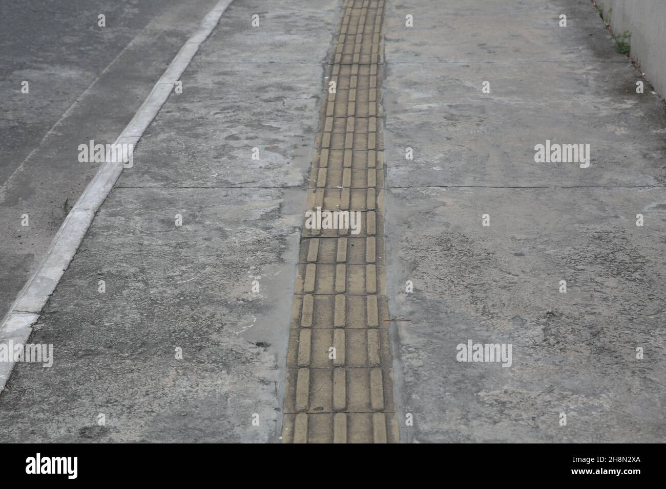 Tactile paving on wheelchair ramps hi-res stock photography and images ...