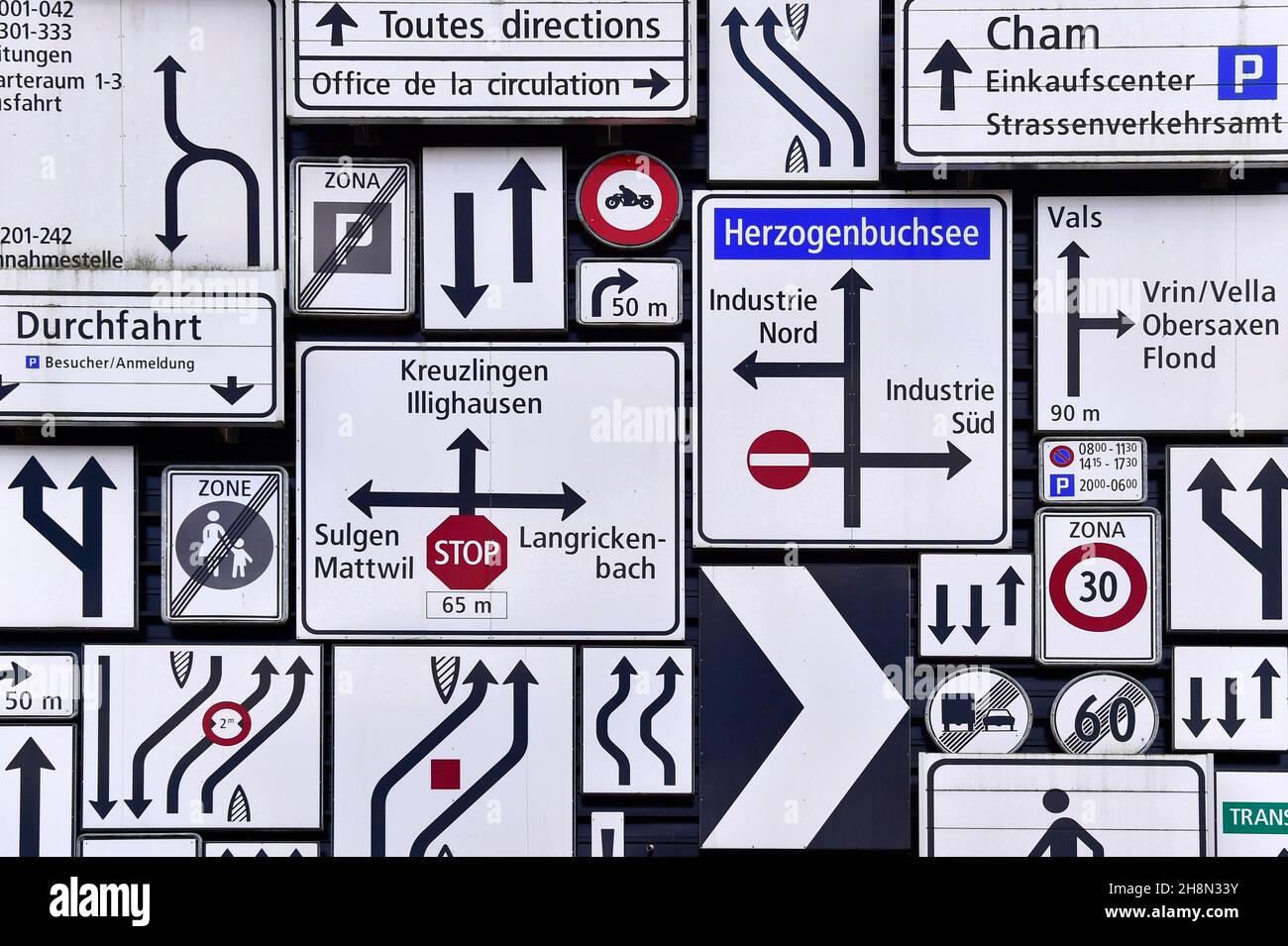 Sign signs white hi-res stock photography and images - Alamy