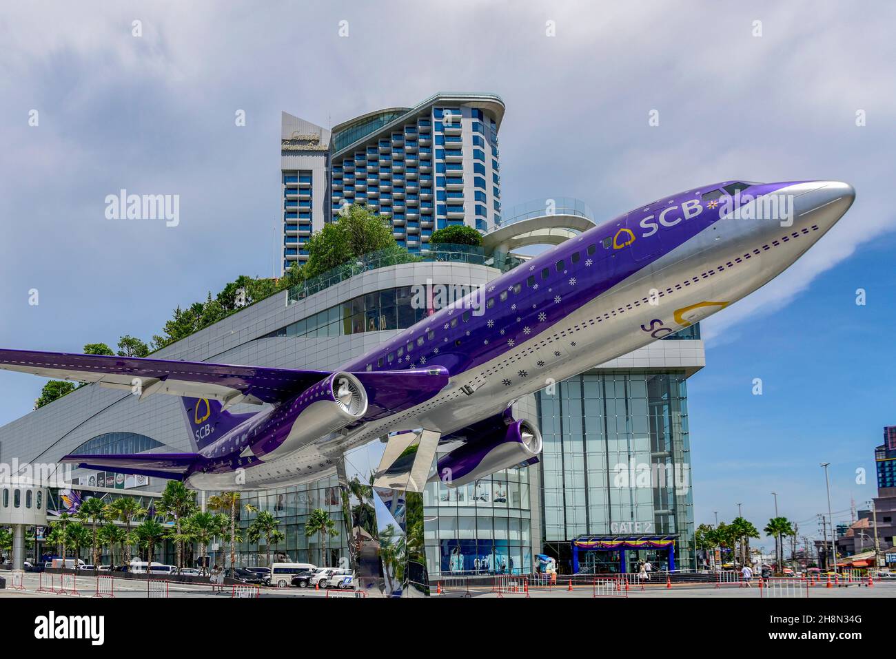 Terminal 21 building and aircraft with SCB Bank advertising Pattaya ...