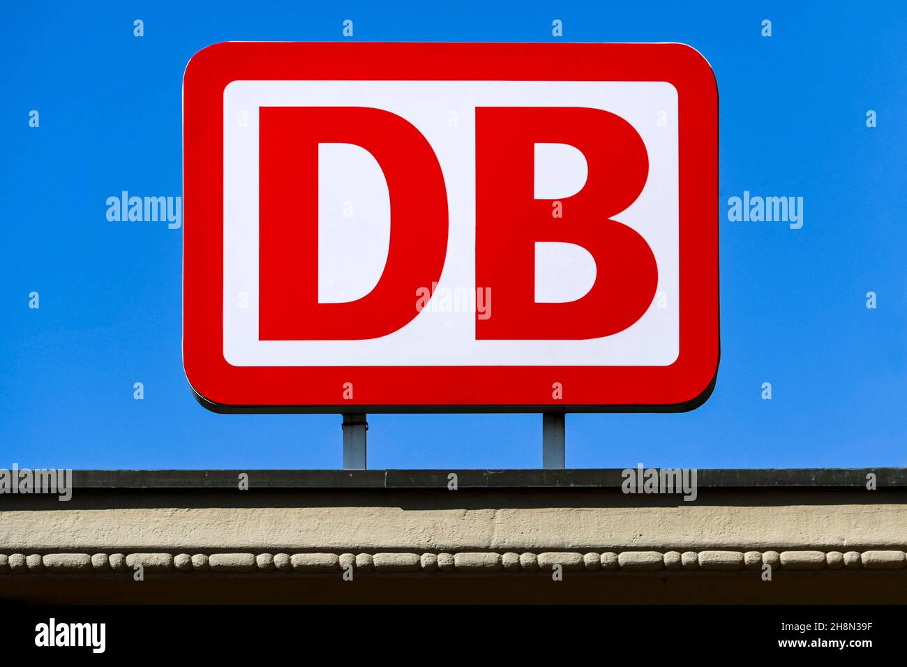 Train logo db hi-res stock photography and images - Alamy