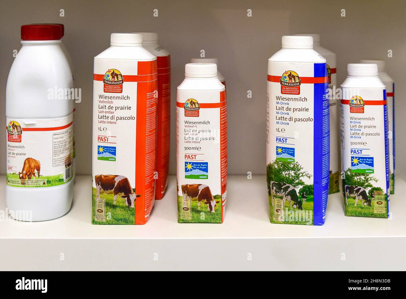 Milk on shop shelf hi-res stock photography and images - Alamy
