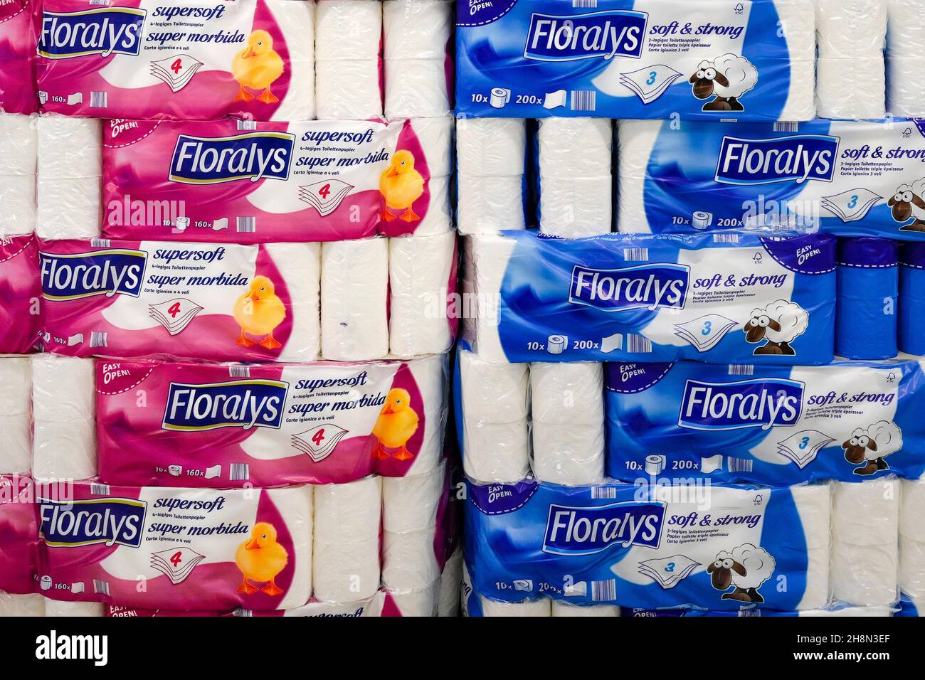 Floralys Toilet Paper Stock Photo - Alamy