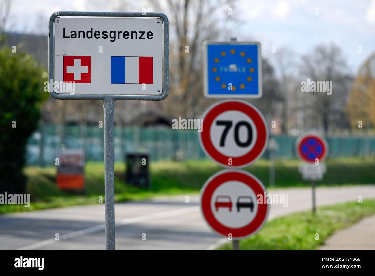 Switzerland france border hi-res stock photography and images - Alamy