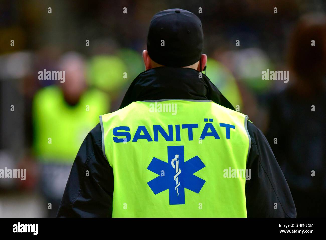 Logo and lettering ambulance, paramedic Stock Photo - Alamy