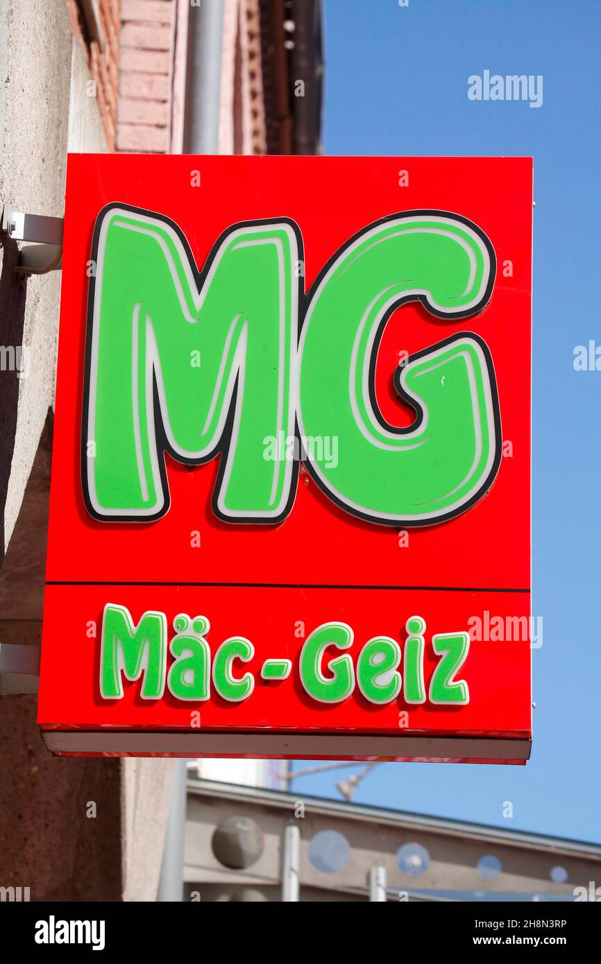 Geiz hi-res stock photography and images - Alamy