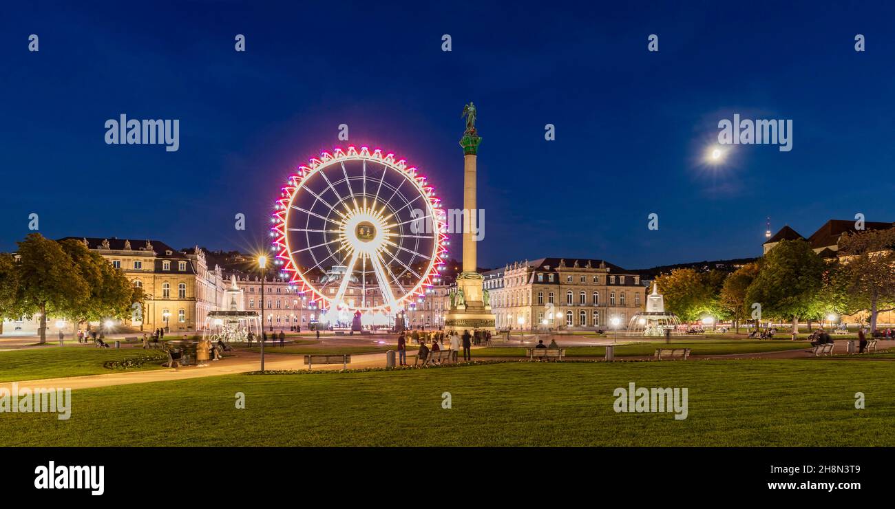 Ferris wheel in front of New Palace and Old Palace, Schlossplatz ...