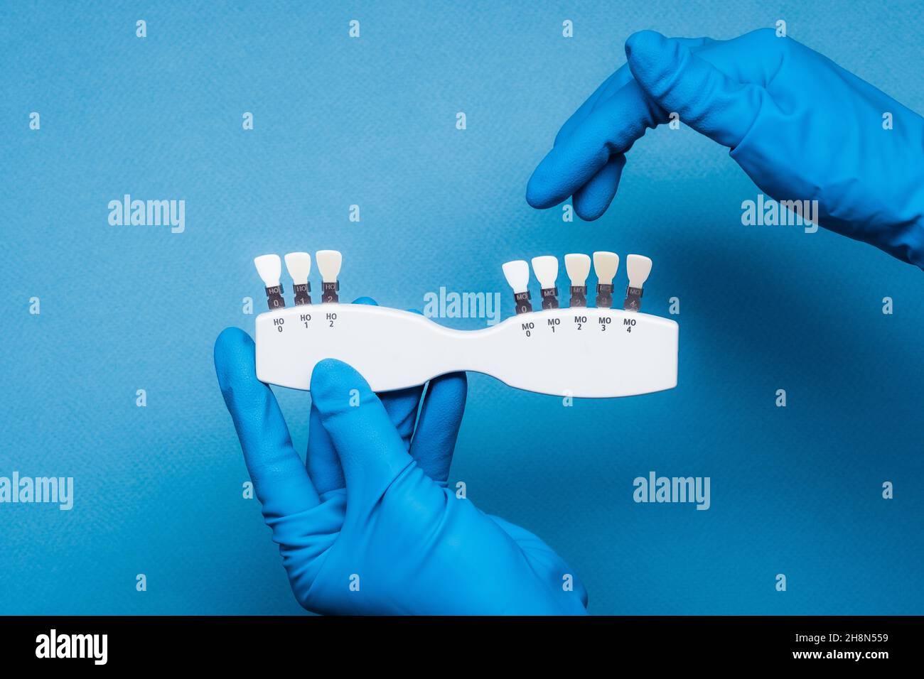 Tooth color palette hi-res stock photography and images - Alamy