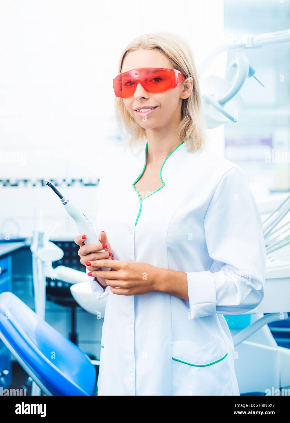Dentist with equipment Stock Photo - Alamy