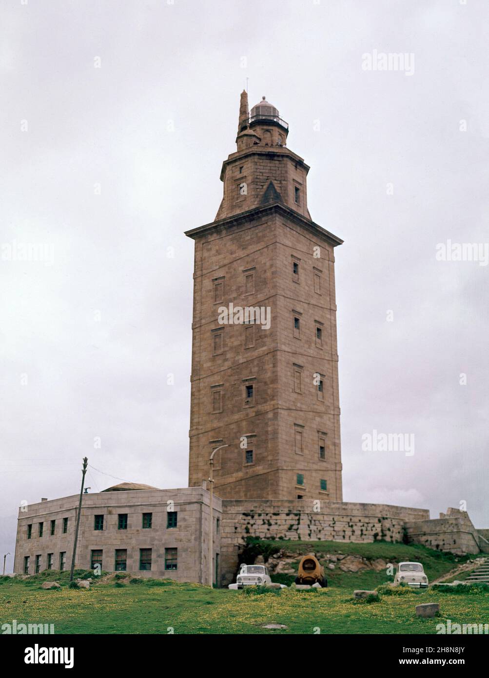 FARO ROMANO - TORRE DEL SIGLO II RECONSTRUIDA EN 1790 POR EUSTAQUIO ...