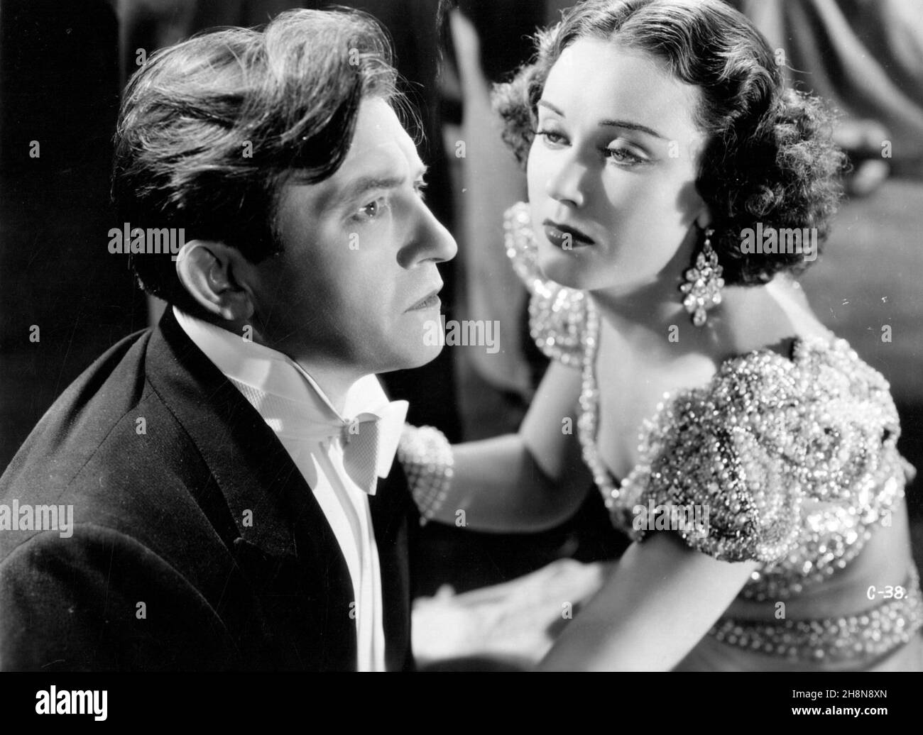 FAY WRAY and CLAUDE RAINS in THE CLAIRVOYANT (1935), directed by ...