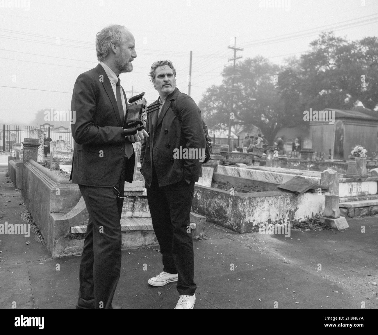 JOAQUIN PHOENIX and MIKE MILLS in C'MON C'MON (2021), directed by MIKE ...