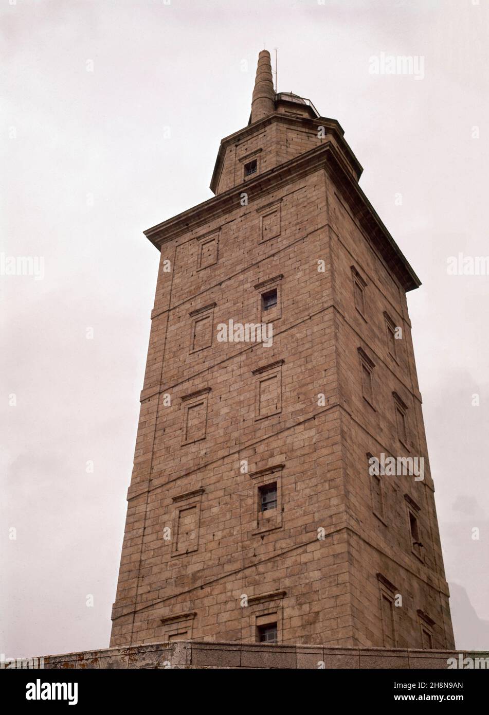 FARO ROMANO - TORRE DEL SIGLO II RECONSTRUIDA EN 1790 POR EUSTAQUIO ...
