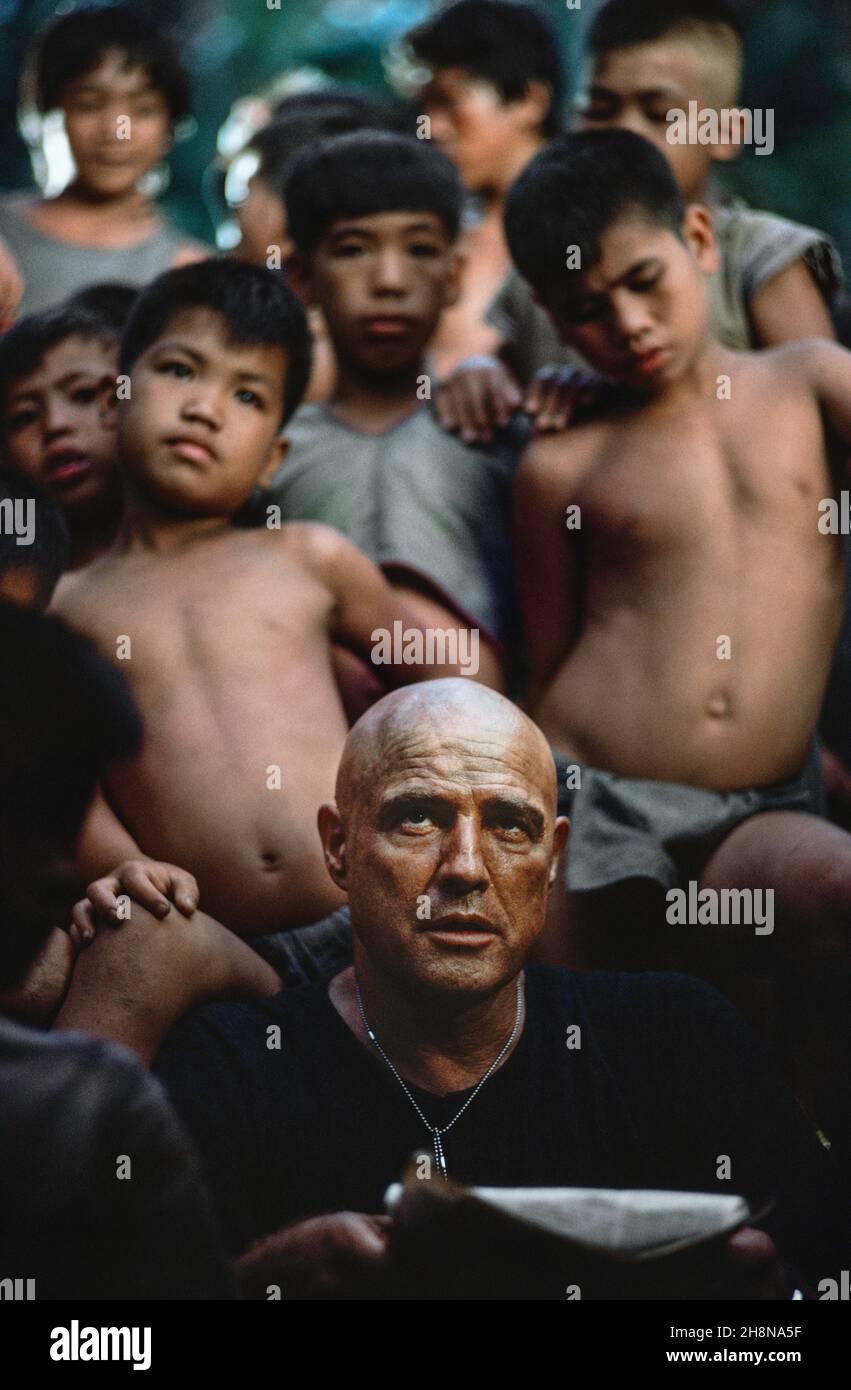 MARLON BRANDO in APOCALYPSE NOW (1979), directed by FRANCIS FORD ...
