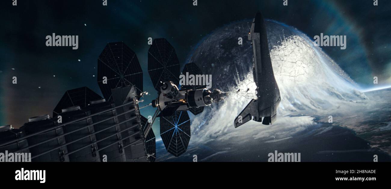 MOONFALL (2022), directed by ROLAND EMMERICH. Credit: CENTROPOLIS ...