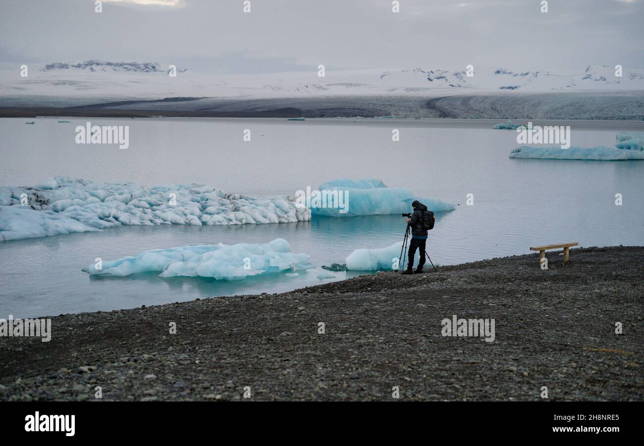 Shooting icelandic landscape hi-res stock photography and images - Alamy