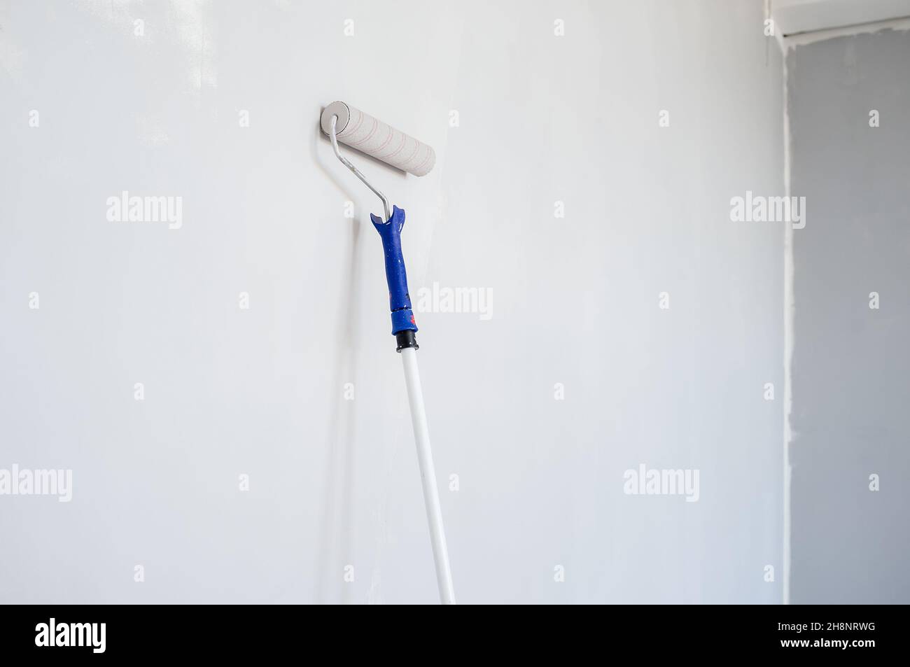 Sponge painting hi-res stock photography and images - Alamy