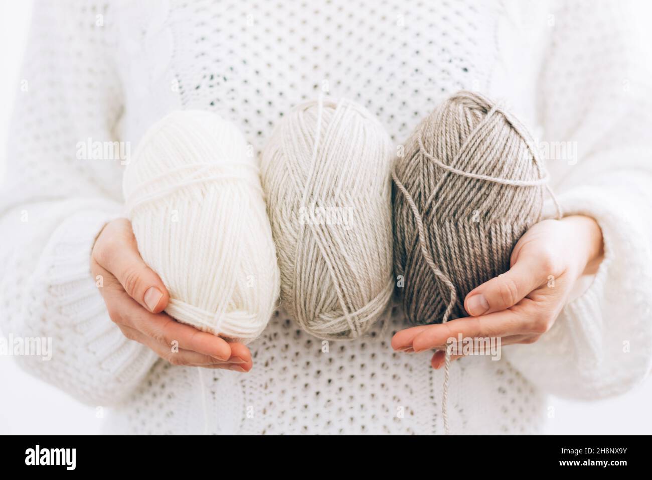 Womens textile crafts hi-res stock photography and images - Alamy