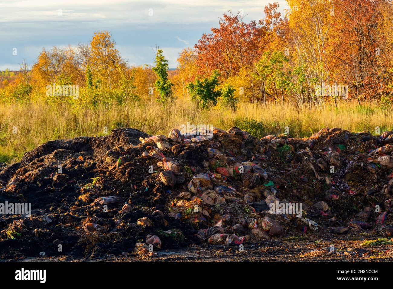 Composting biosolids storage hi-res stock photography and images - Alamy