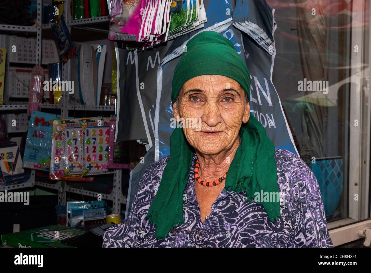 Market shopkeeper hi-res stock photography and images - Alamy