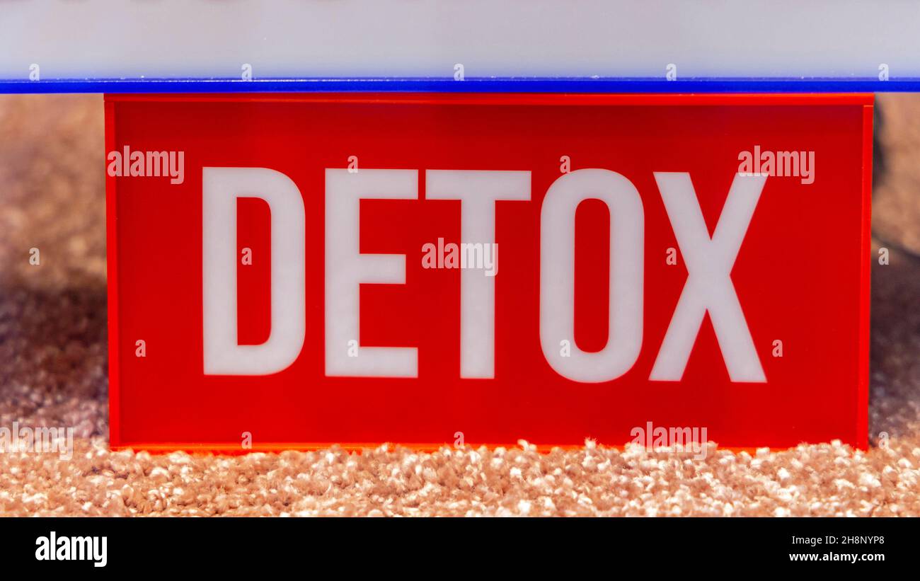 Detox sign hi-res stock photography and images - Alamy