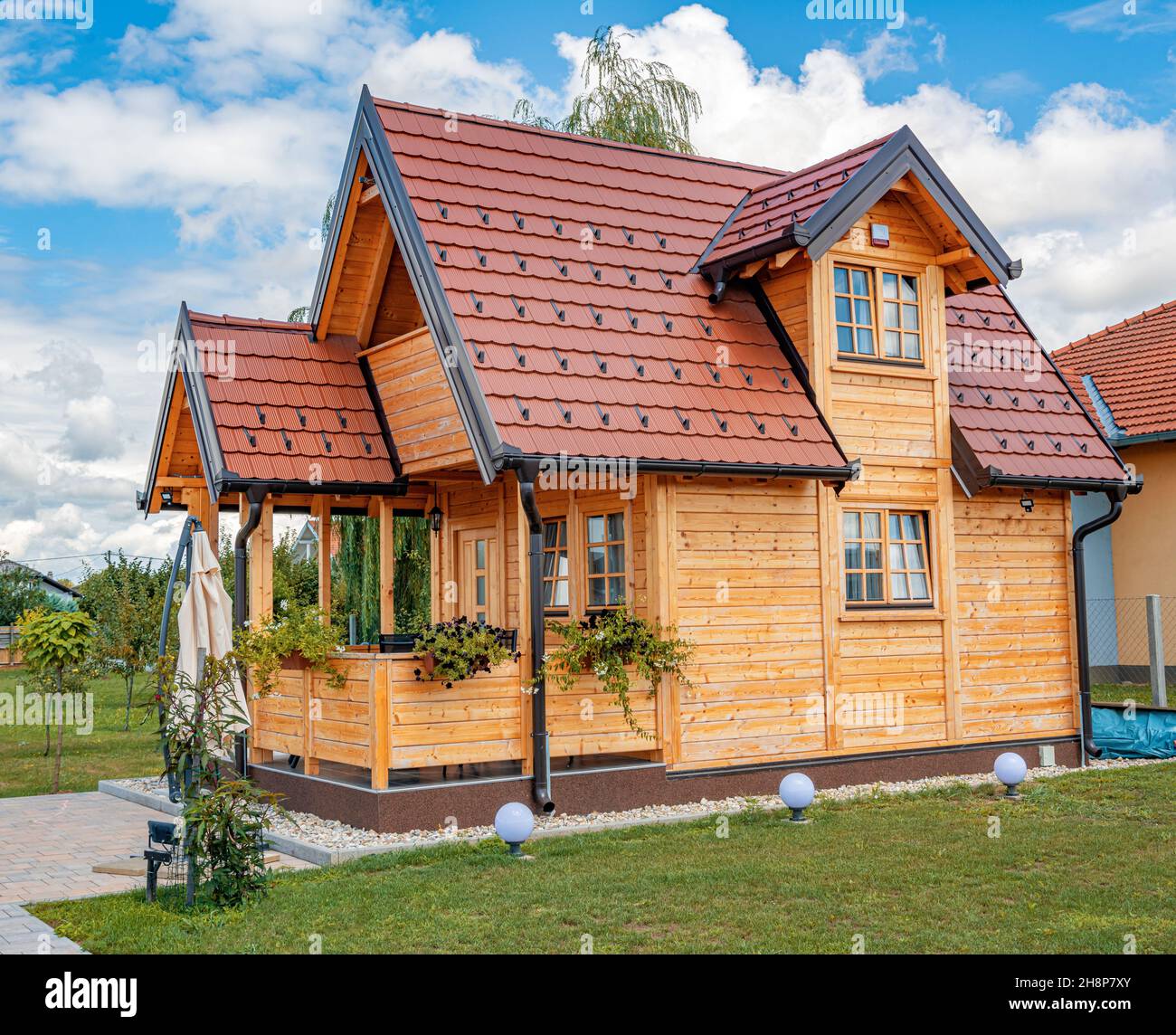 Timber frame house Stock Photo - Alamy