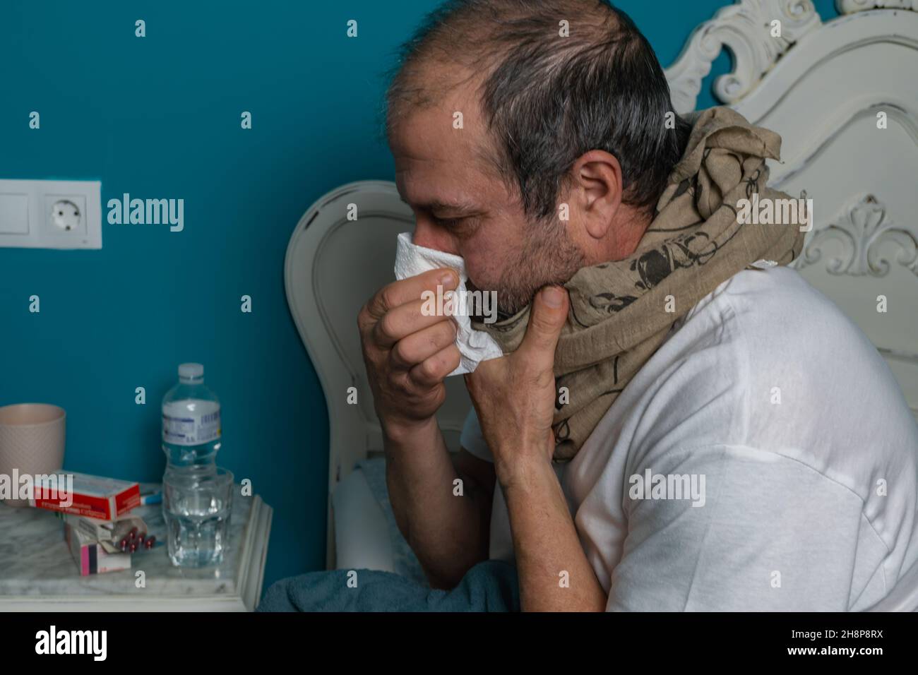 Person with fever hi-res stock photography and images - Alamy