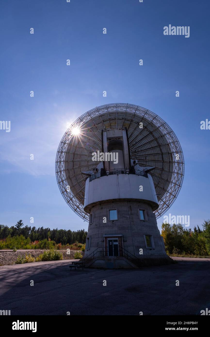 Algonquin Radio Observatory (ARO) dish, Algonquin Provincial Park ...