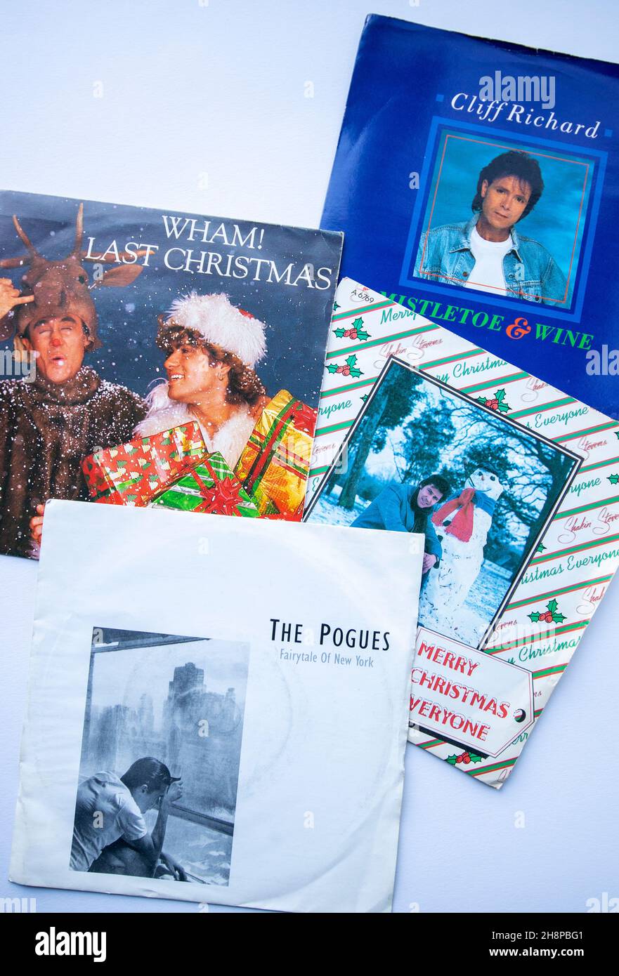 Collection of popular Christmas records from the 1980s Stock Photo - Alamy