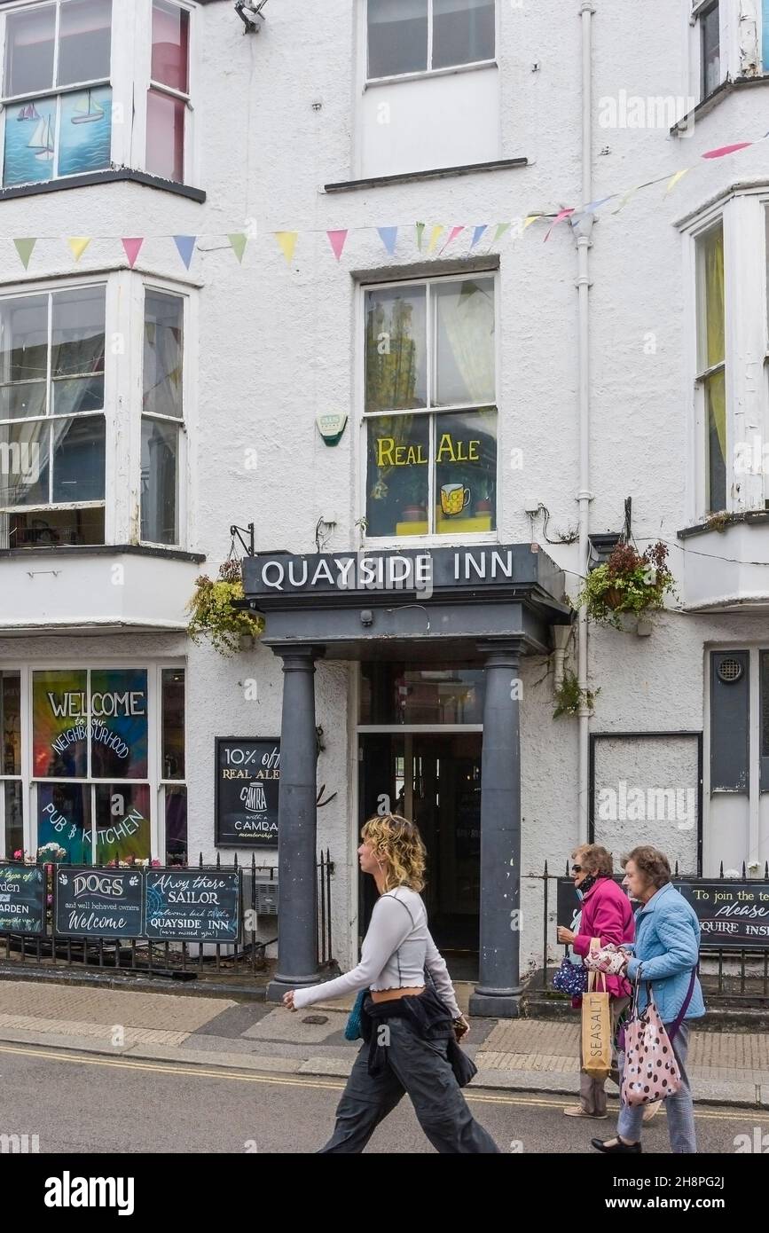 The Quayside Inn a traditional historic pub in Falmouth in Cornwall ...