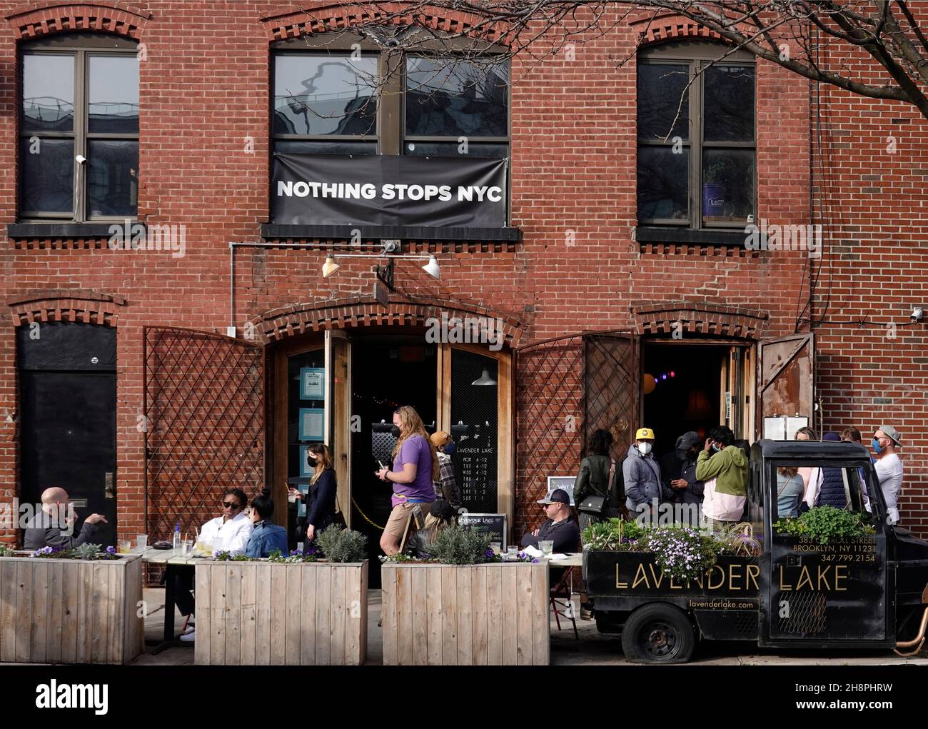 Lavender lake new york hi-res stock photography and images - Alamy