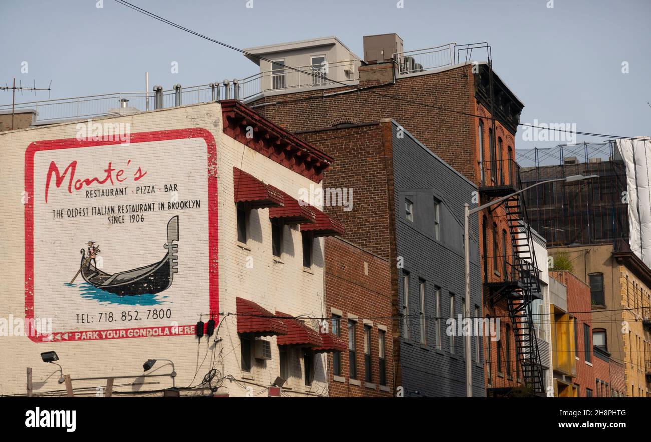 Monte's Italian restaurant in Carroll Gardens Gowanus neighborhood ...